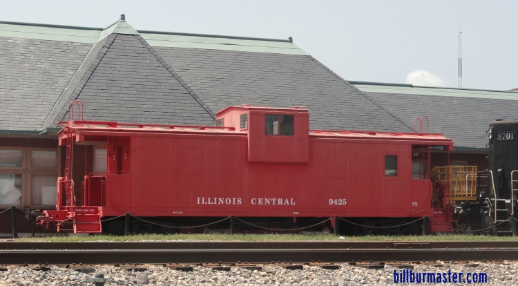 Illinois Central {Caboose}