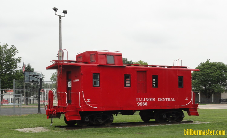 Illinois Central {Caboose}