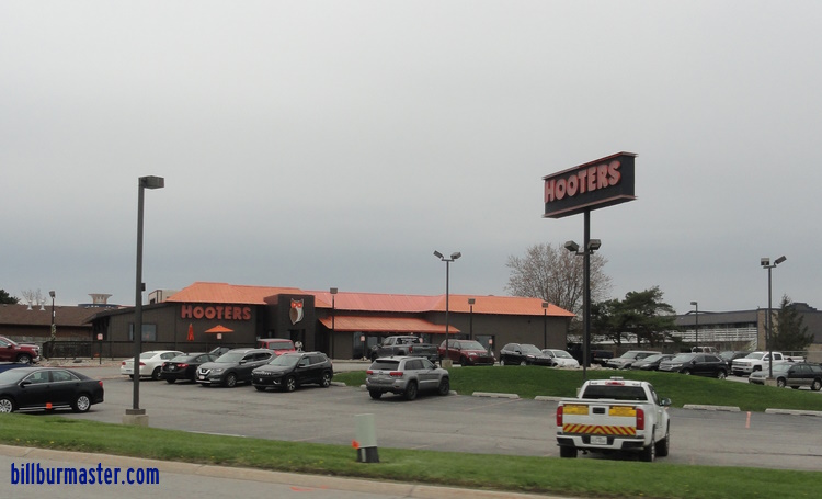 Hooters