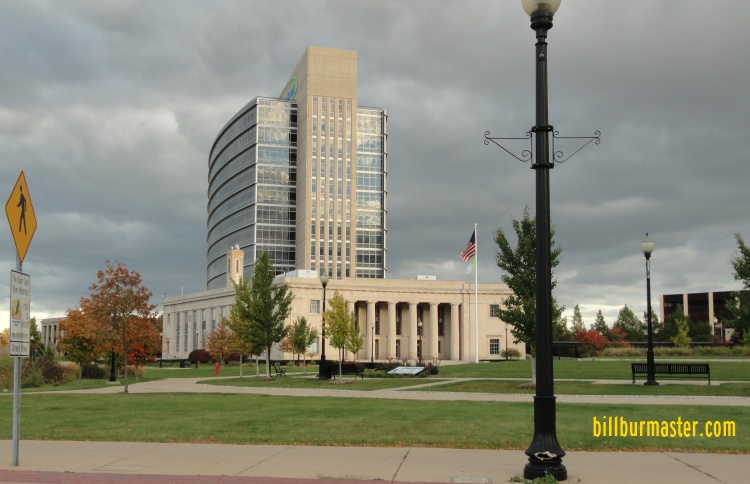 Looking at the Jackson Post Office. (October, 2012)