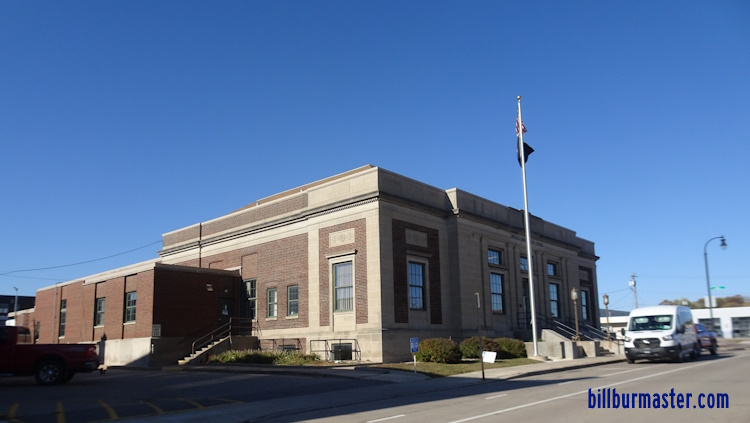 Looking at the Marshfield Post Office. (October, 2024)