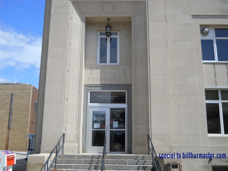 Looking at the entrance of the Moline Post Office-David Bybee Building ...