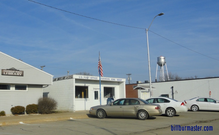 Looking at the Stanwood Post Office. (December, 2013)