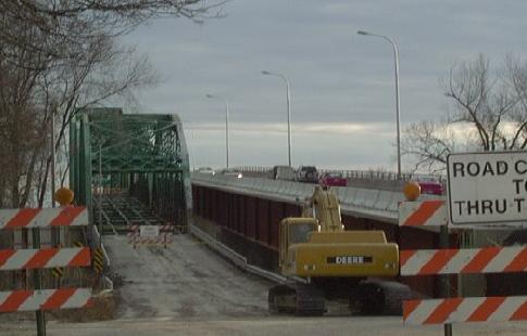 Illinois River Bridge Images